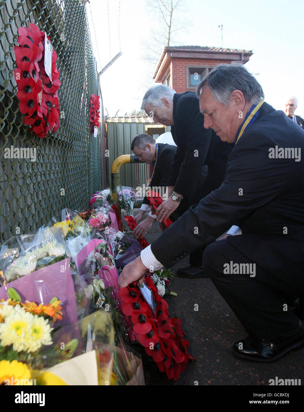 Memorial tributes to murdered soldiers Stock Photo - Alamy