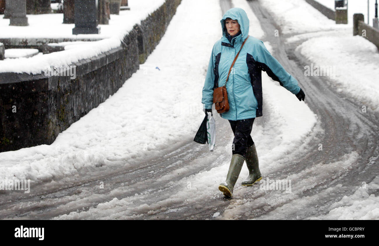 Snowy conditions in Dunblane, Scotland as the cold snap continues Stock ...