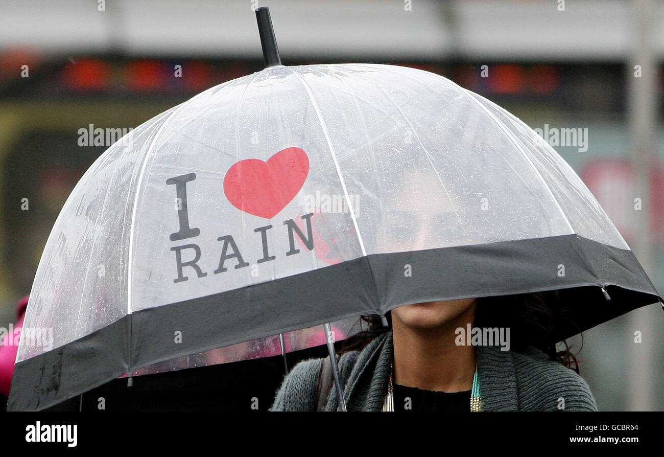 Manchester wet through rain hi-res stock photography and images - Alamy