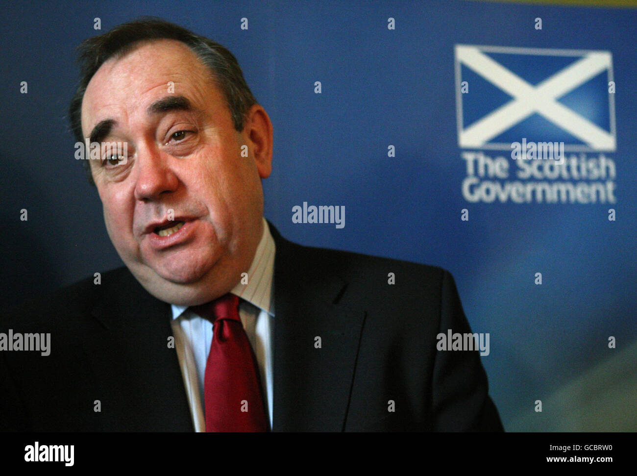 First Minister Alex Salmond hosts a media briefing in the Drawing Room ...