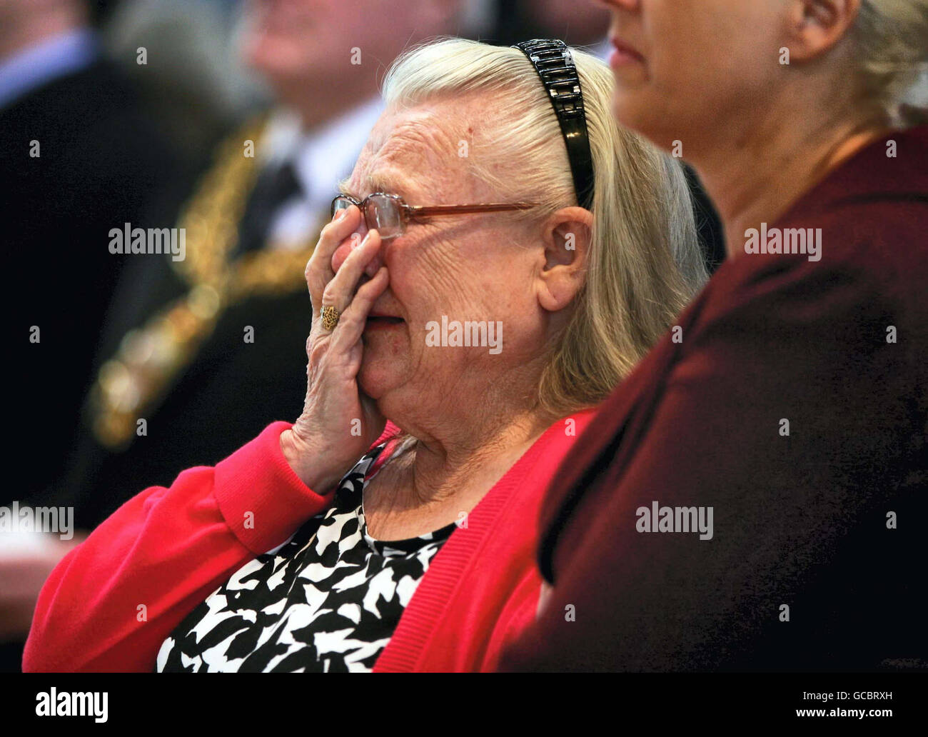 Winnie Johnson, the mother of Moors murder victim Keith Bennett, cries ...