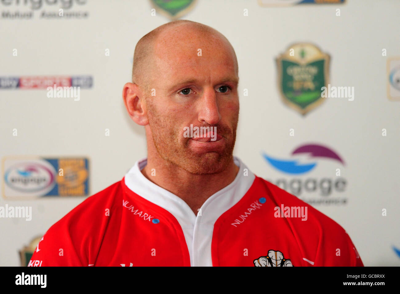 Rugby League - Gareth Thomas Unveiling - Racecourse Ground Stock Photo ...