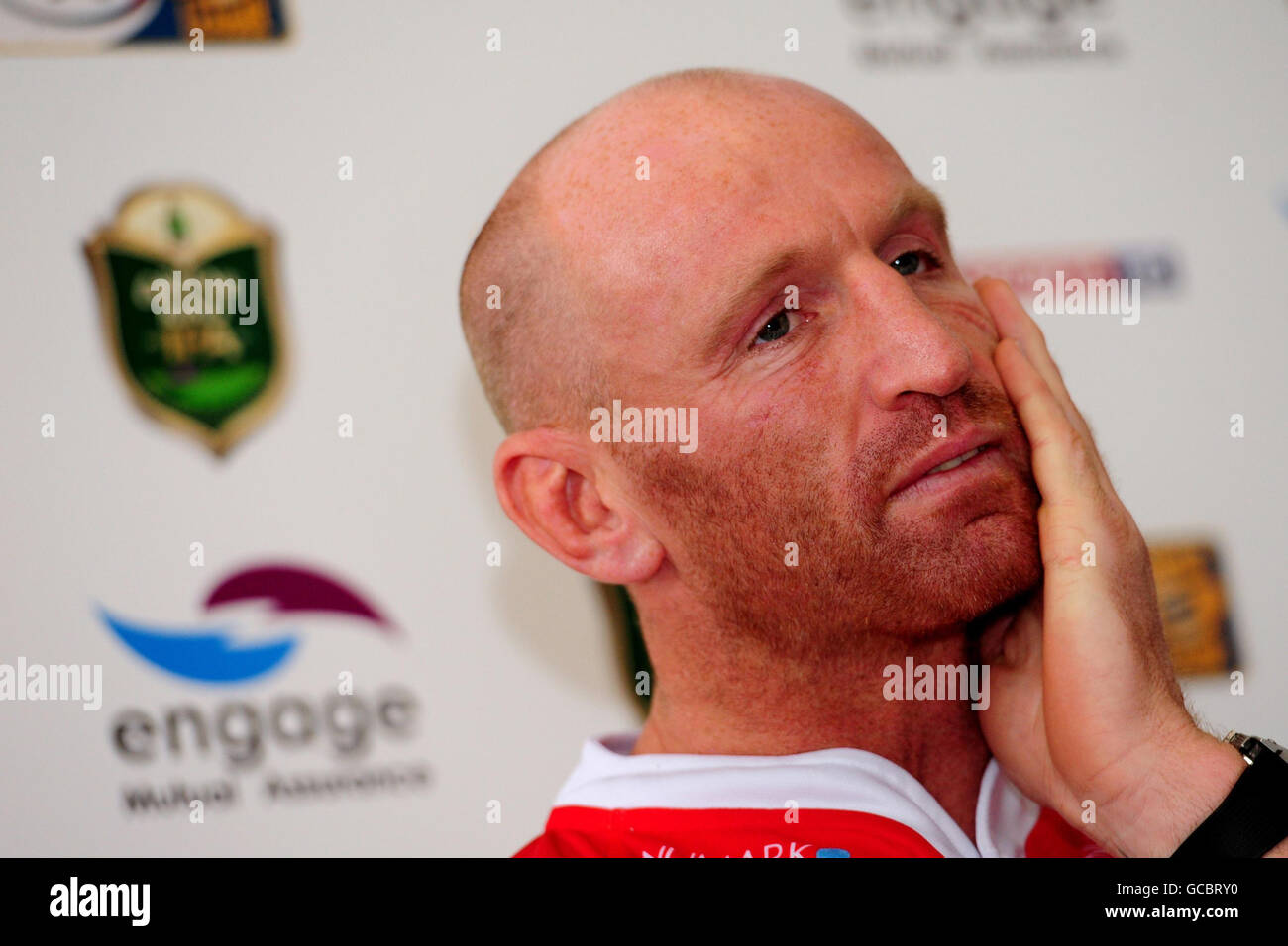 Rugby League - Gareth Thomas Unveiling - Racecourse Ground Stock Photo ...