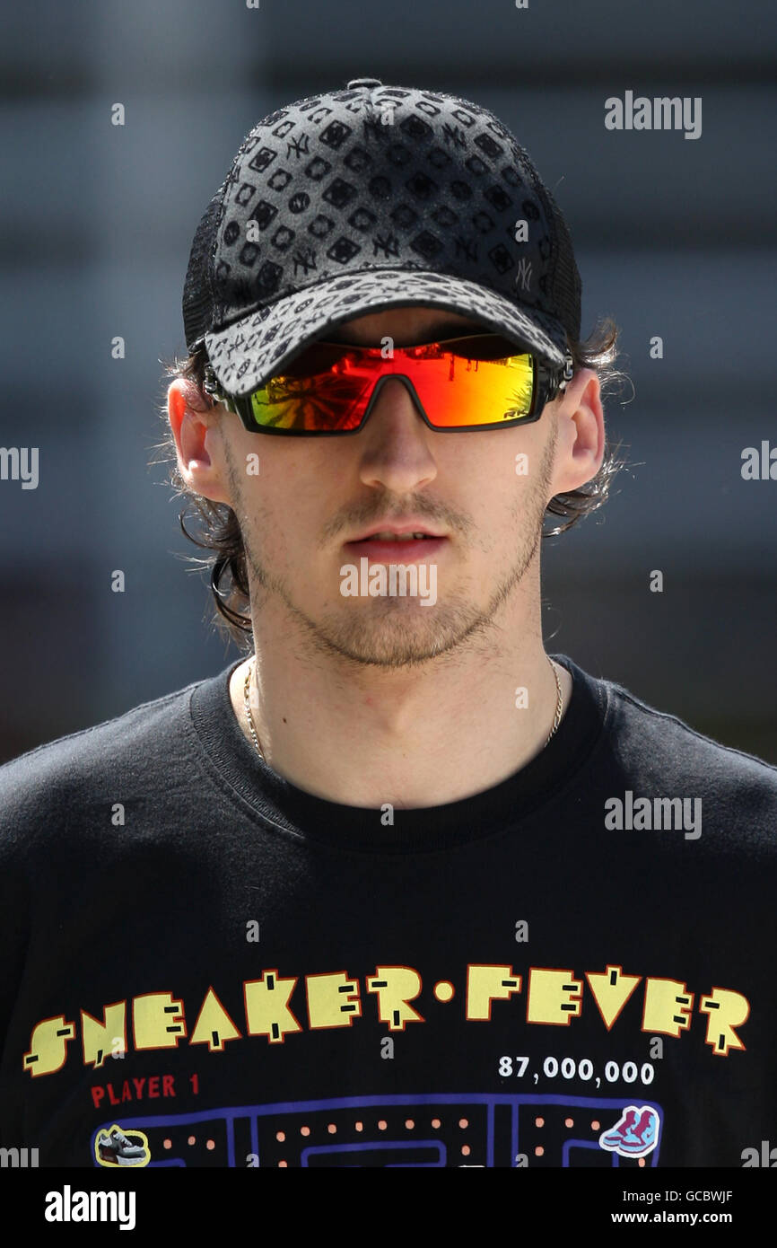 F1 headshot head shot portrait shades sunglasses reflection hi-res ...