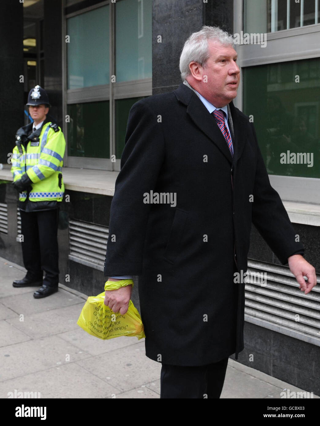 Mps and peer face court hi-res stock photography and images - Alamy