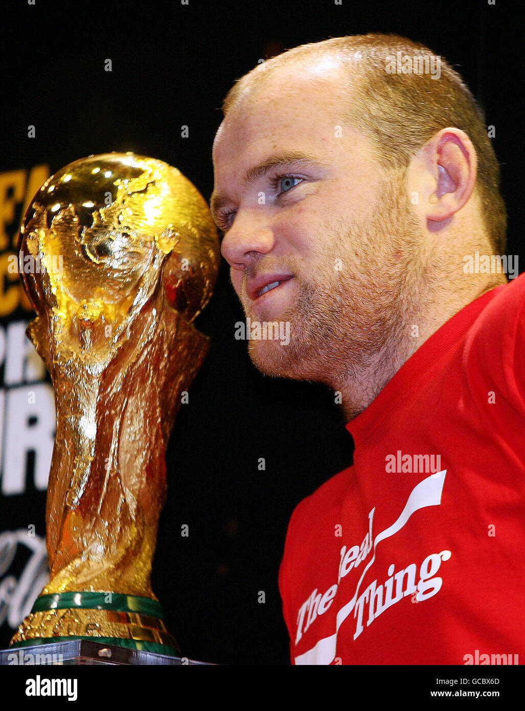 Englands wayne rooney poses for hi-res stock photography and images - Alamy