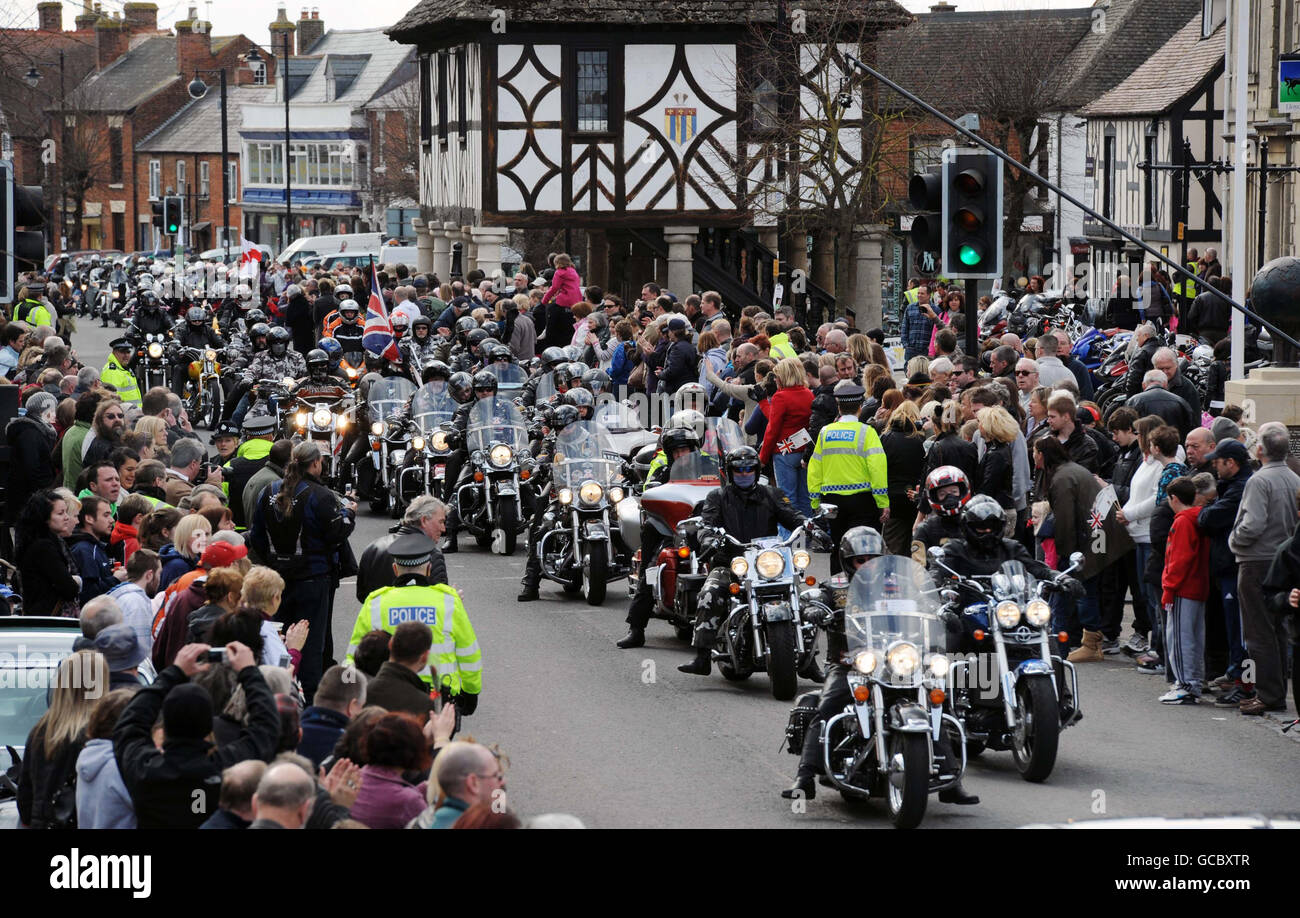 Mass troop view hi-res stock photography and images - Alamy