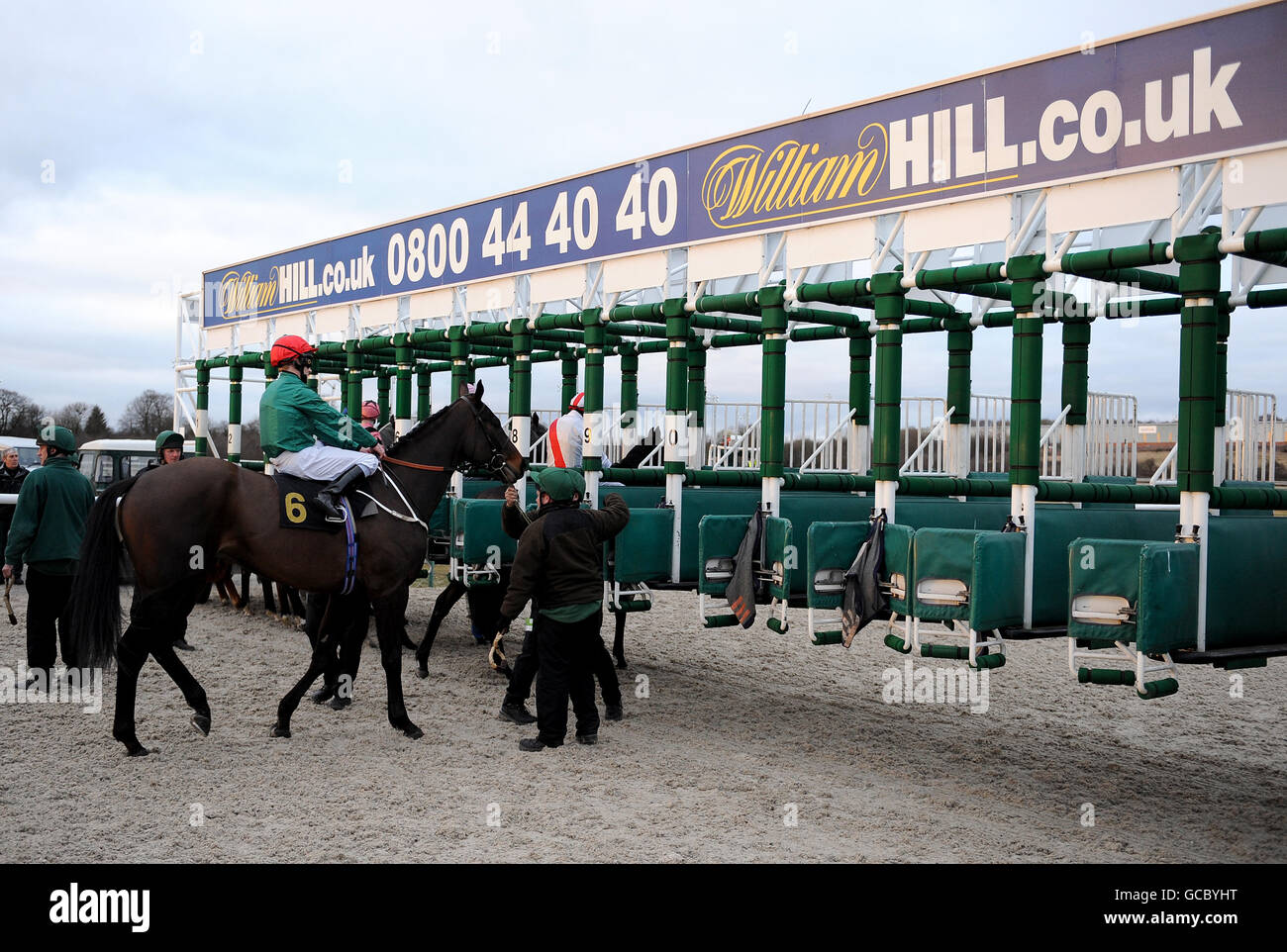 Horse racing races com william hill branding signage sponsor board hi ...