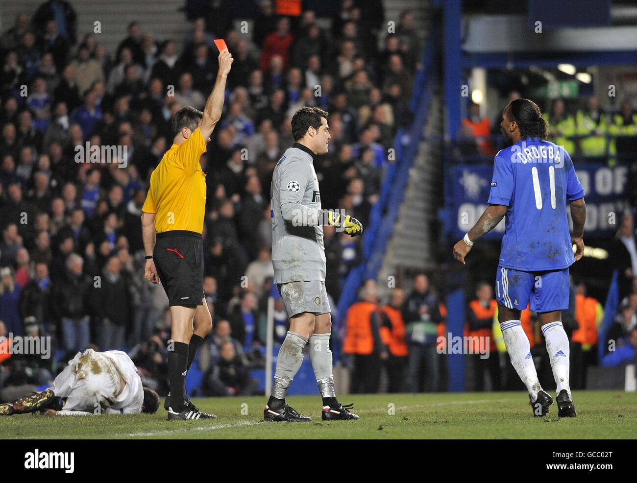 Soccer - UEFA Champions League - Round of 16 - Second Leg - Chelsea v ...