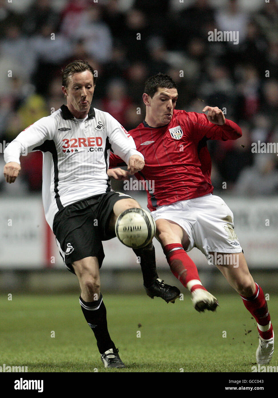 Football gun datacoapplies hi-res stock photography and images - Alamy