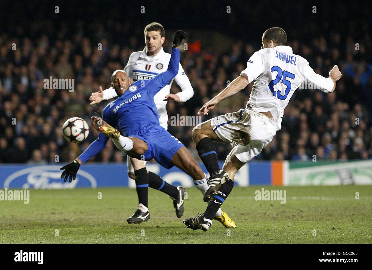 Soccer - UEFA Champions League - Round of 16 - Second Leg - Chelsea v ...