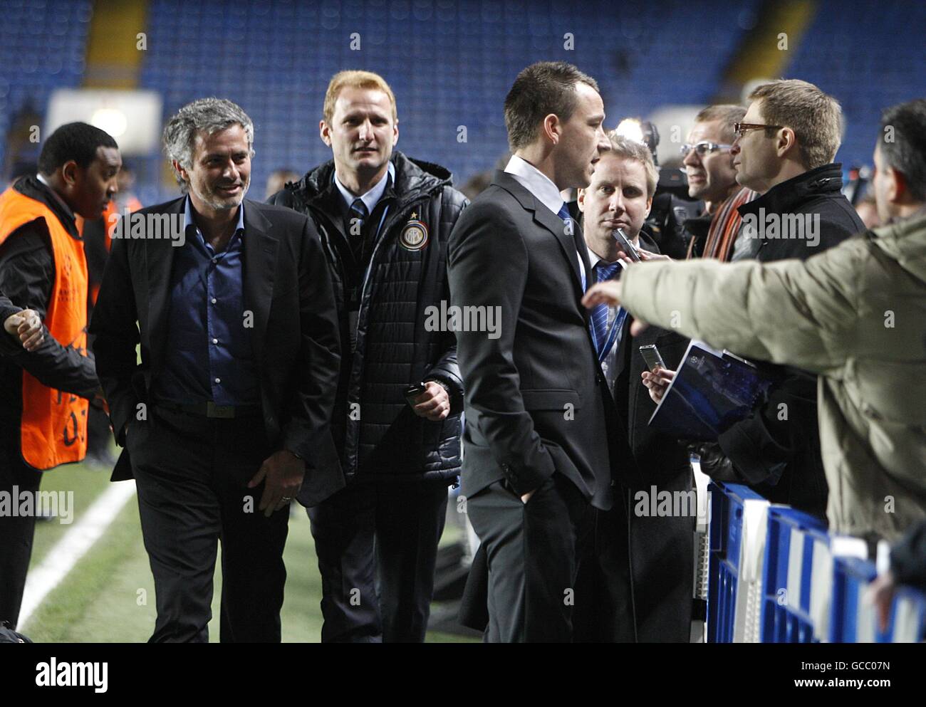Soccer - UEFA Champions League - Round of 16 - Second Leg - Chelsea v ...