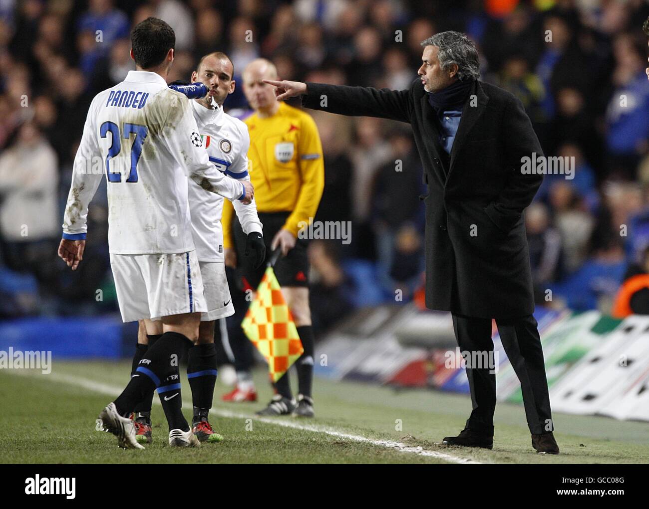 Soccer - UEFA Champions League - Round of 16 - Second Leg - Chelsea v ...