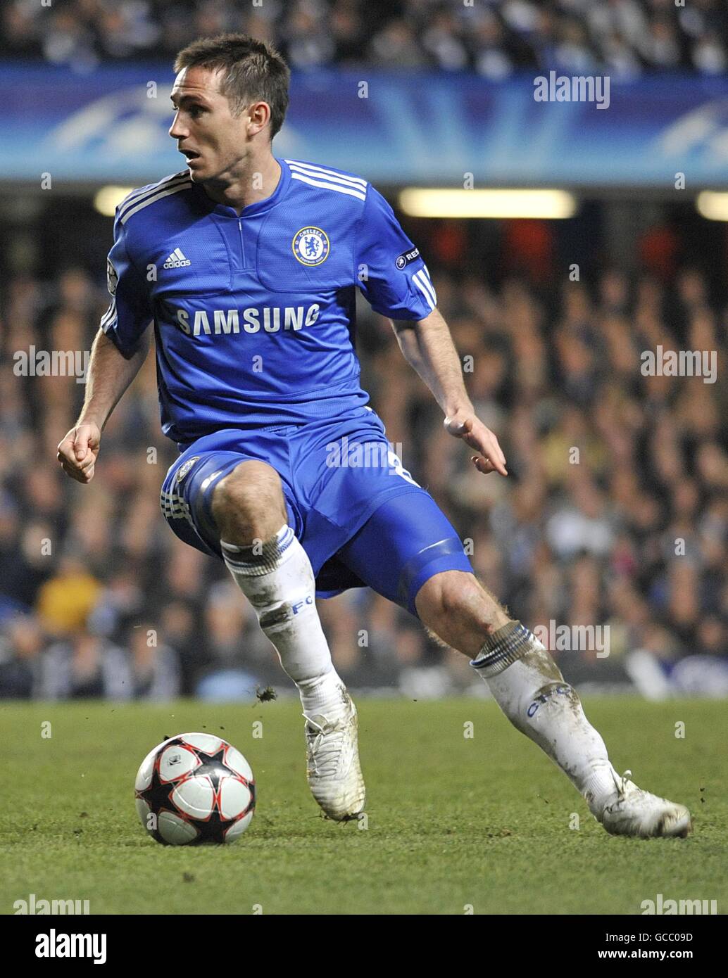 Soccer - UEFA Champions League - Round of 16 - Second Leg - Chelsea v ...