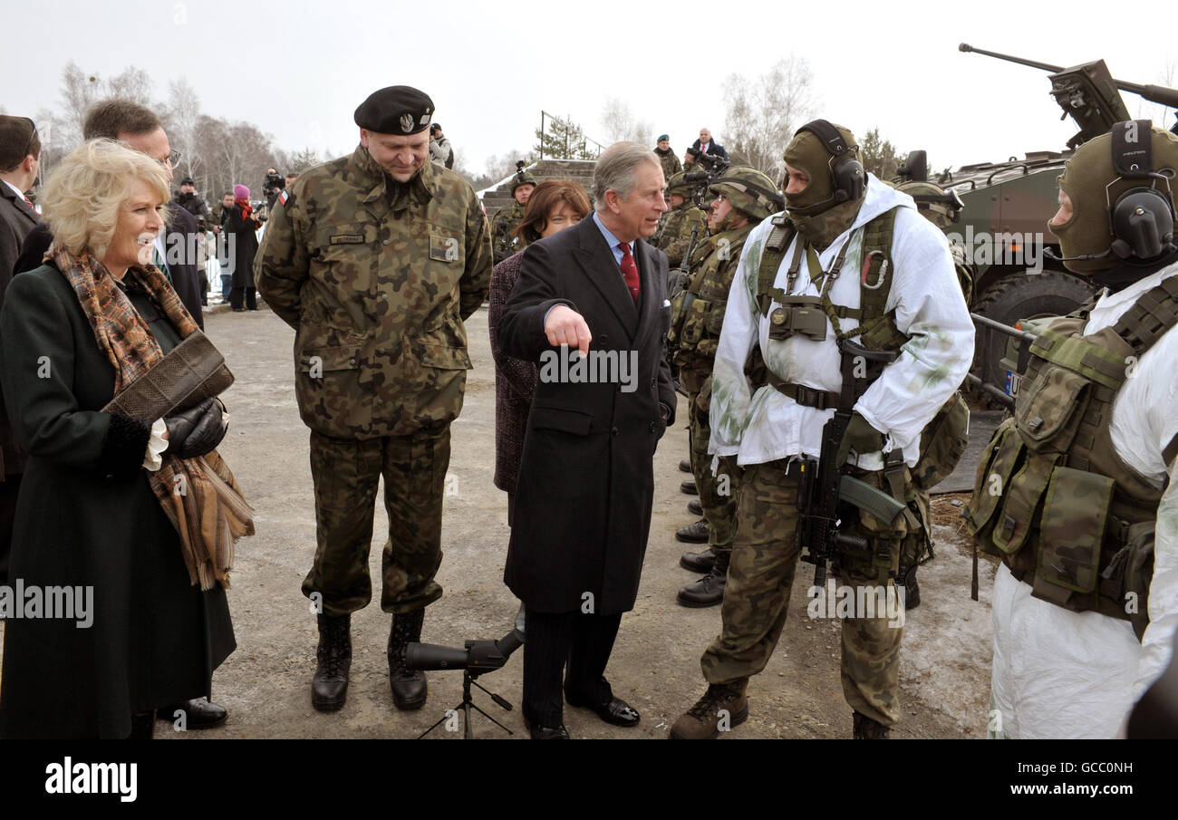 Prince of wales visits afghanistan hi-res stock photography and images ...