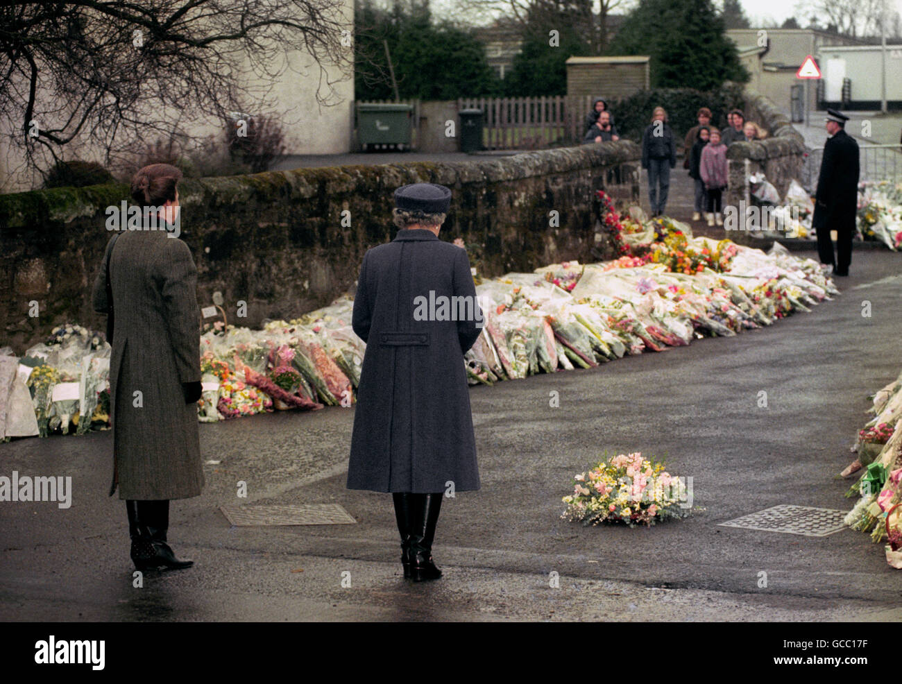 Dunblane school massacre hi-res stock photography and images - Alamy