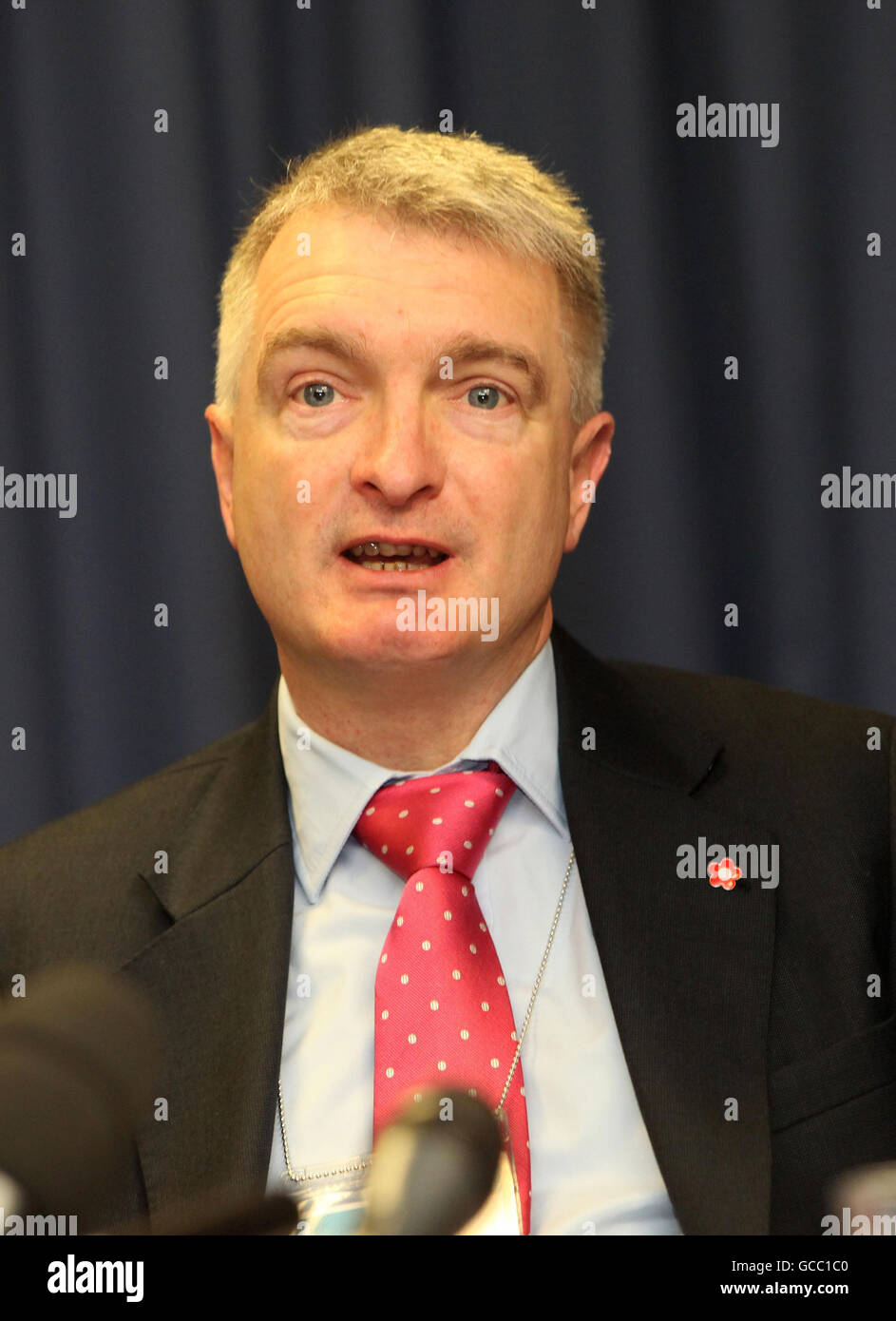 Trachea transplant operation hi-res stock photography and images - Alamy