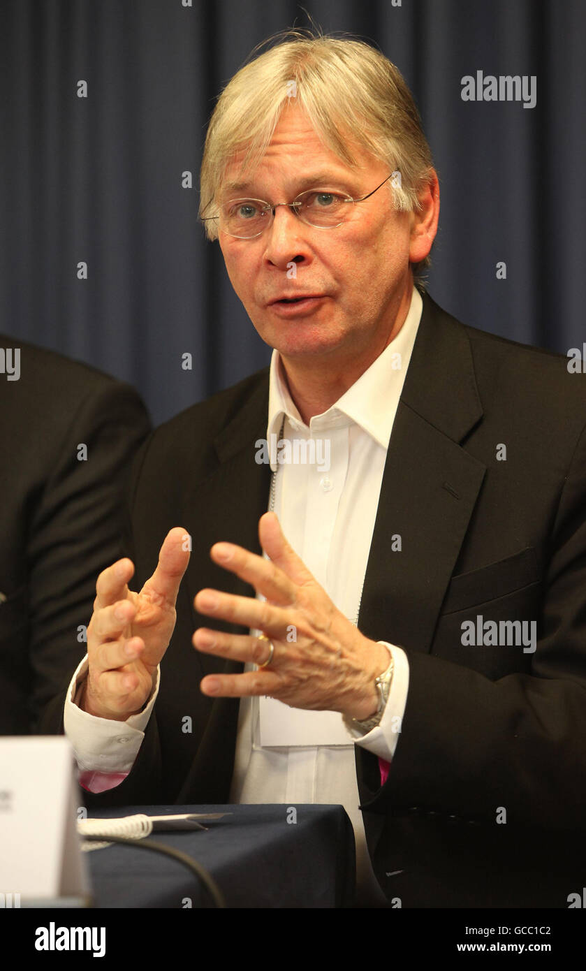 Trachea transplant operation Stock Photo - Alamy