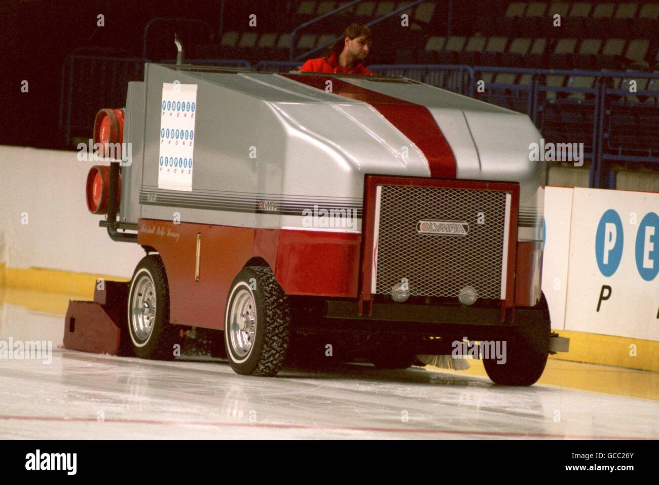 BRITISH ICE DANCE CHAMPIONSHIPS SKATING Stock Photo - Alamy