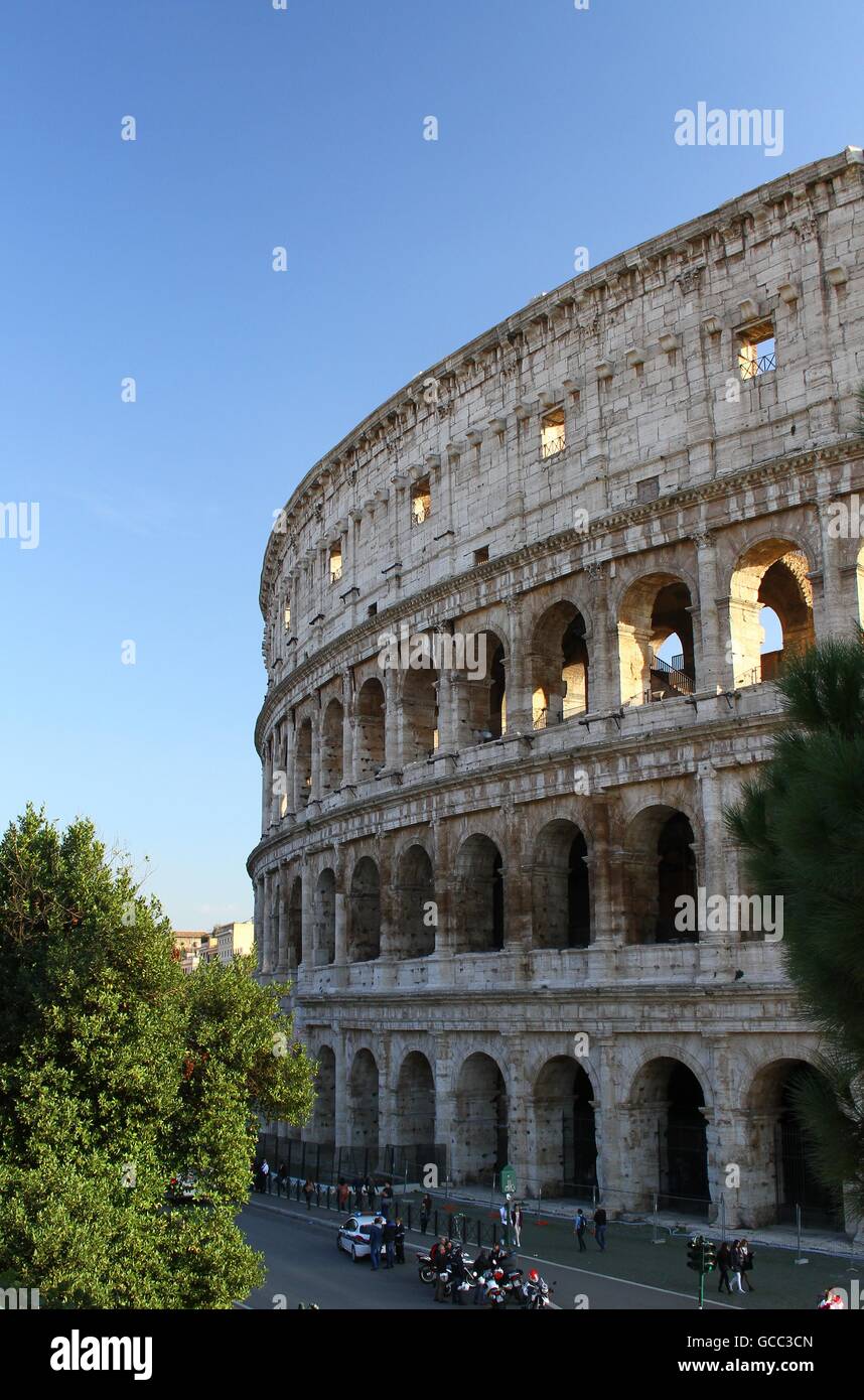 The Colosseum (Colosseo), Rome, Italy Stock Photo - Alamy