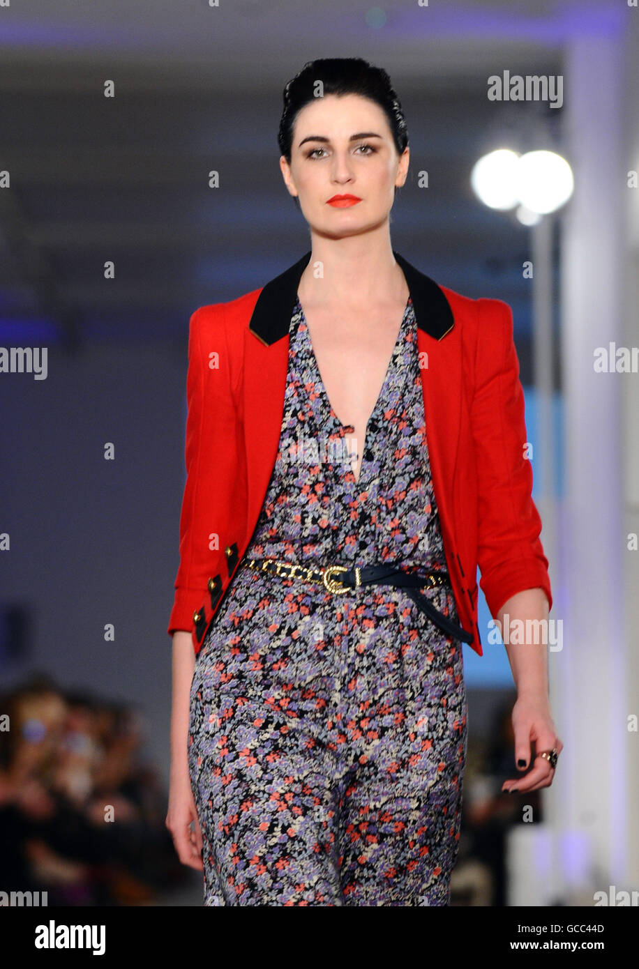 Look Fashion Show Catwalk - London Fashion Week Stock Photo - Alamy
