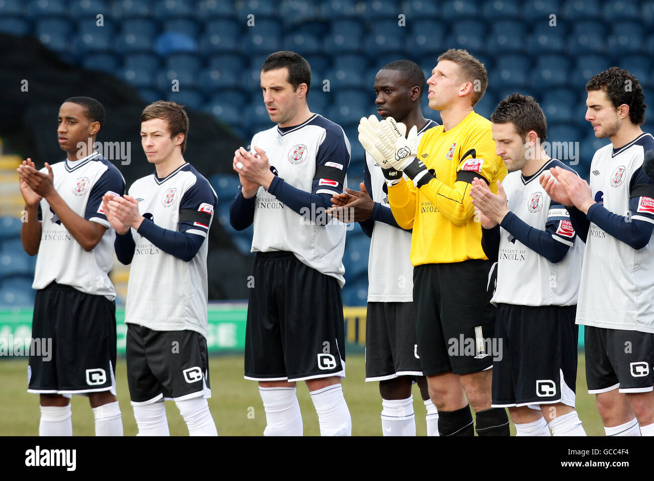 Lincoln City players show their respect for former manager Keith ...