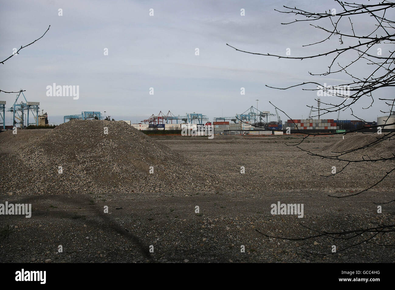 Irish glass bottle site hi-res stock photography and images - Alamy