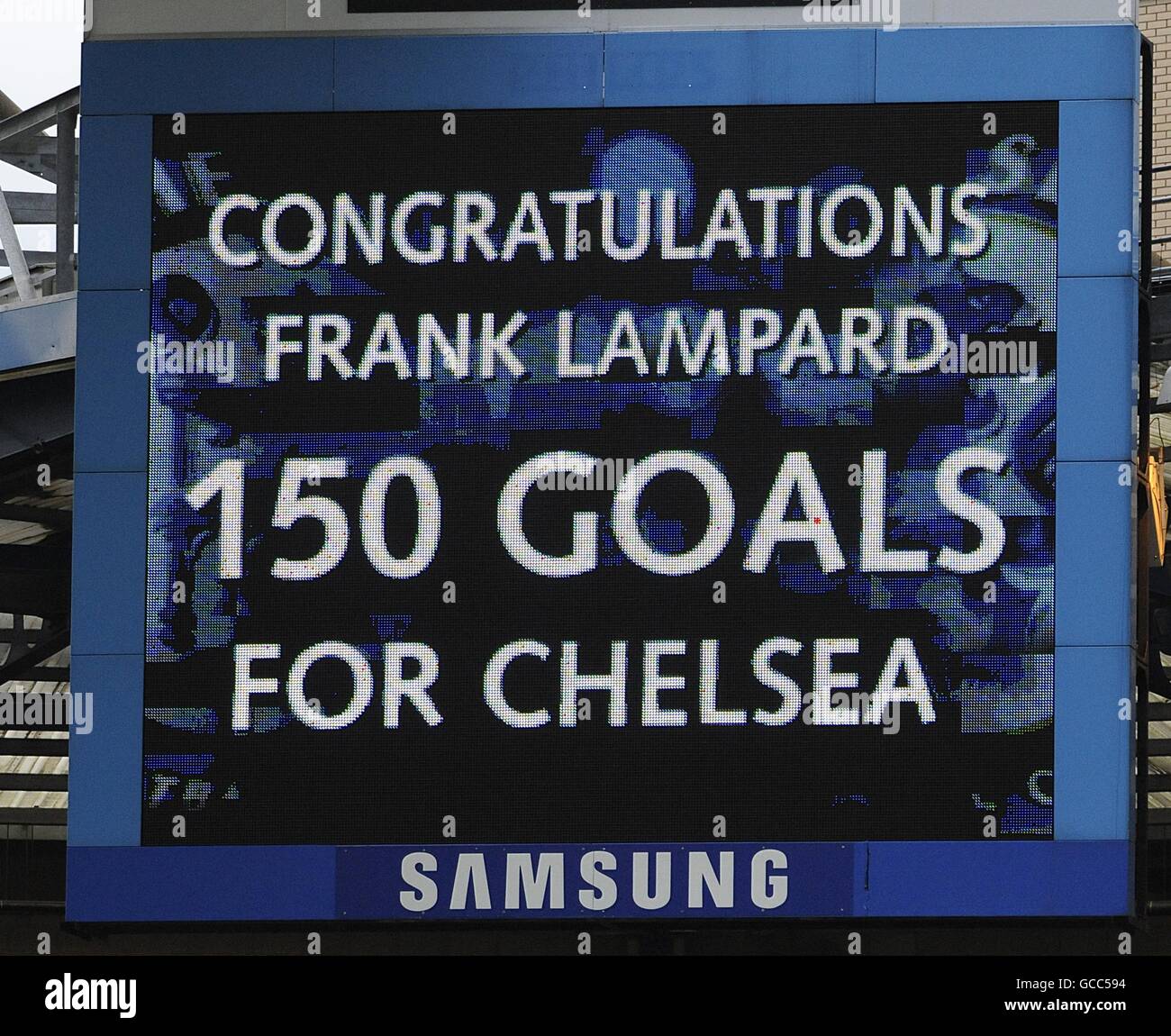 Chelsea aston villa scoreboard hi-res stock photography and images - Alamy