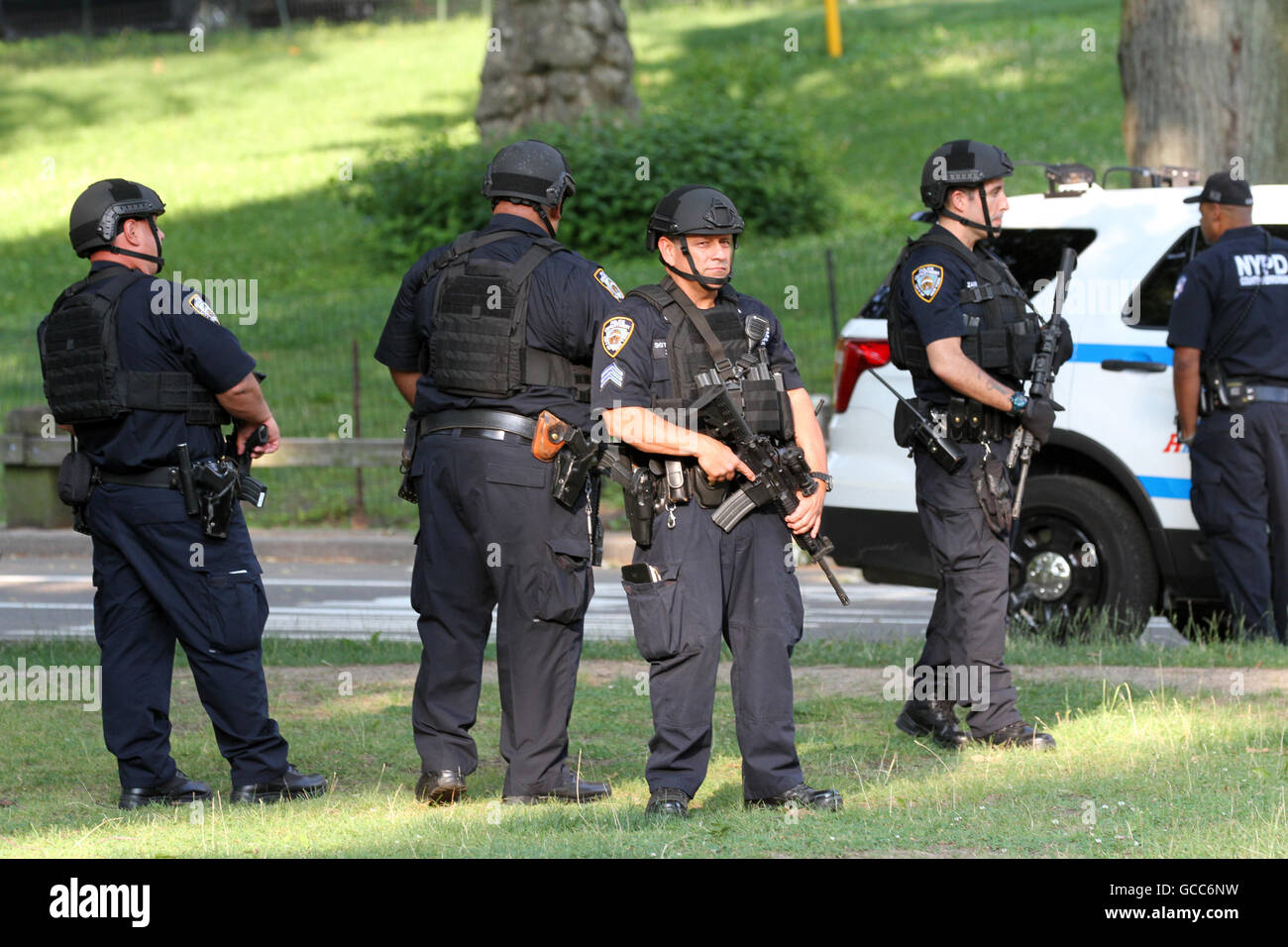 Nypd counter terrorism unit hi-res stock photography and images - Alamy