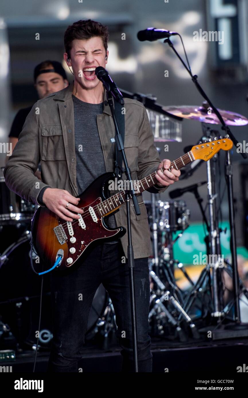 New York, NY, USA. 8th July, 2016. Shawn Mendez on stage for NBC Today ...