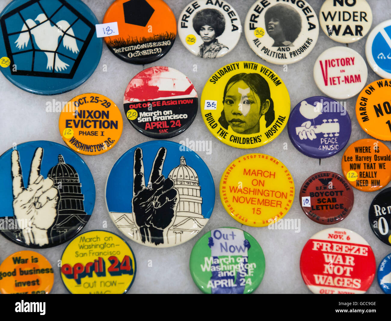 Plaques posters hi-res stock photography and images - Alamy