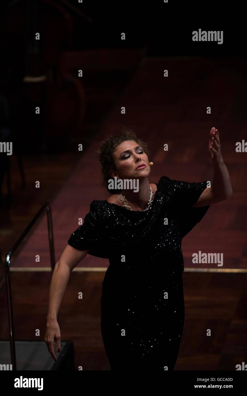 Annette dasch hi-res stock photography and images - Alamy