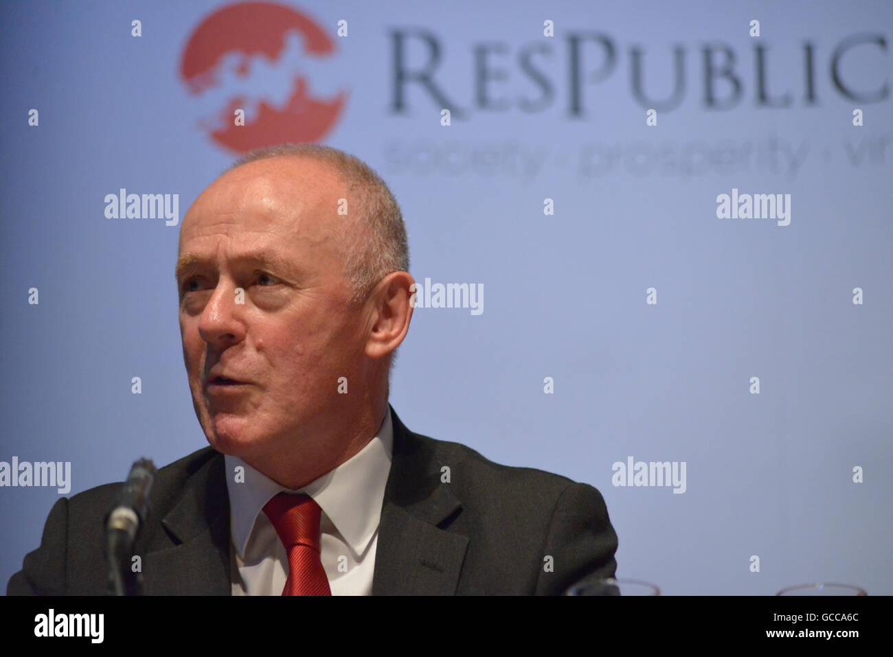 Sir richard leese hi-res stock photography and images - Alamy