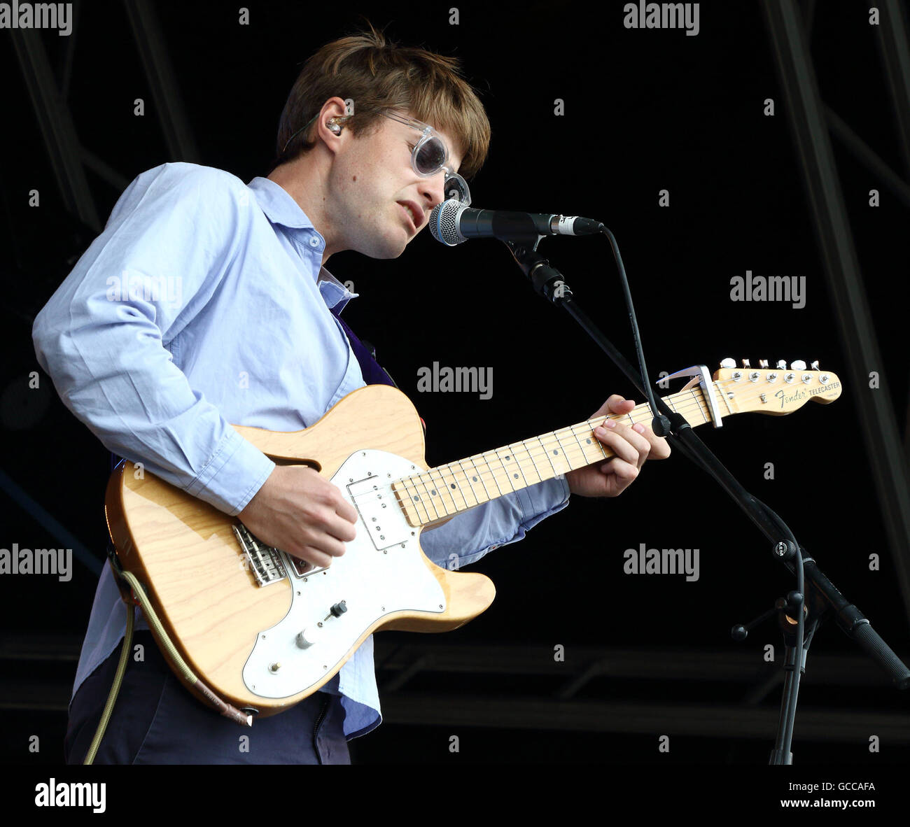 African british performer hi-res stock photography and images - Alamy