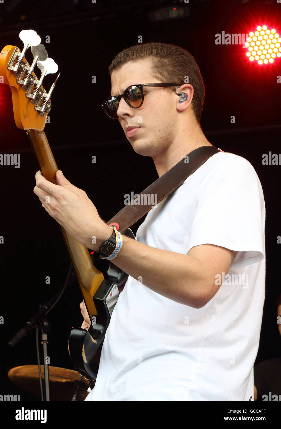 The south performs uk band hi-res stock photography and images - Alamy