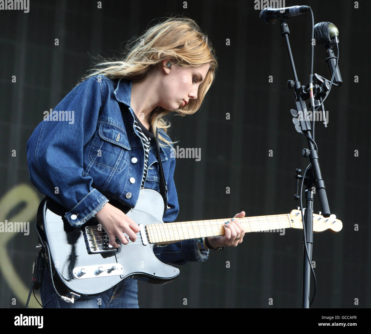 Wolf alice uk hi-res stock photography and images - Alamy