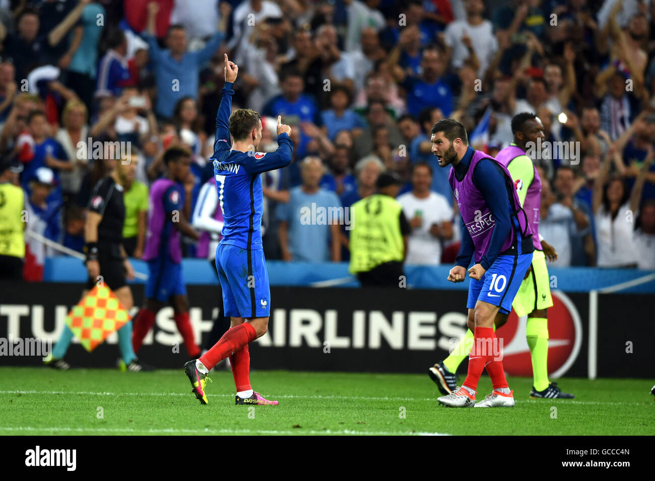 (L-R) Antoine Griezmann, Andre-Pierre Gignac (FRA), JULY 7, 2016 ...