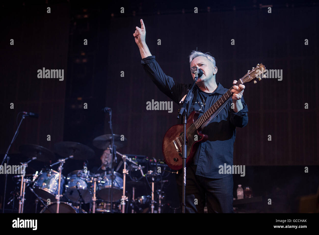 Gillian gilbert hi-res stock photography and images - Alamy