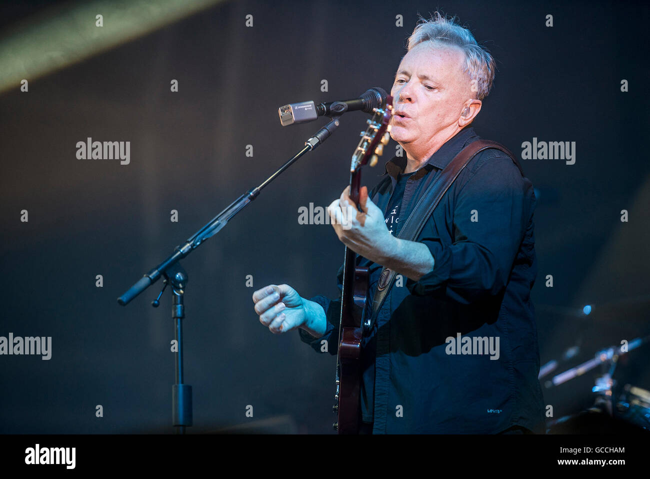 Gillian Gilbert High Resolution Stock Photography and Images - Alamy