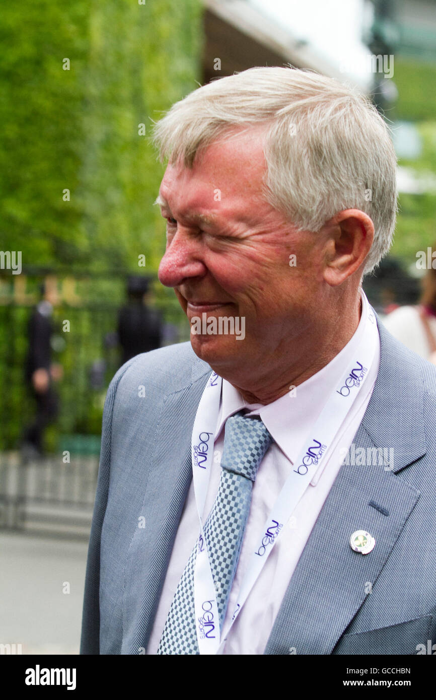 Wimbledon London, UK. 9th July 2016. Former Manchester United manager ...