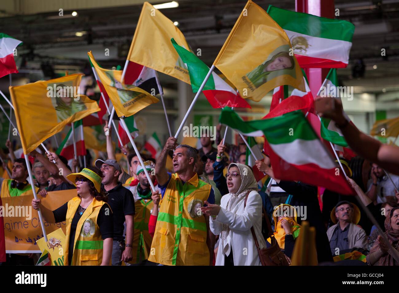 Iranian communities hi-res stock photography and images - Alamy