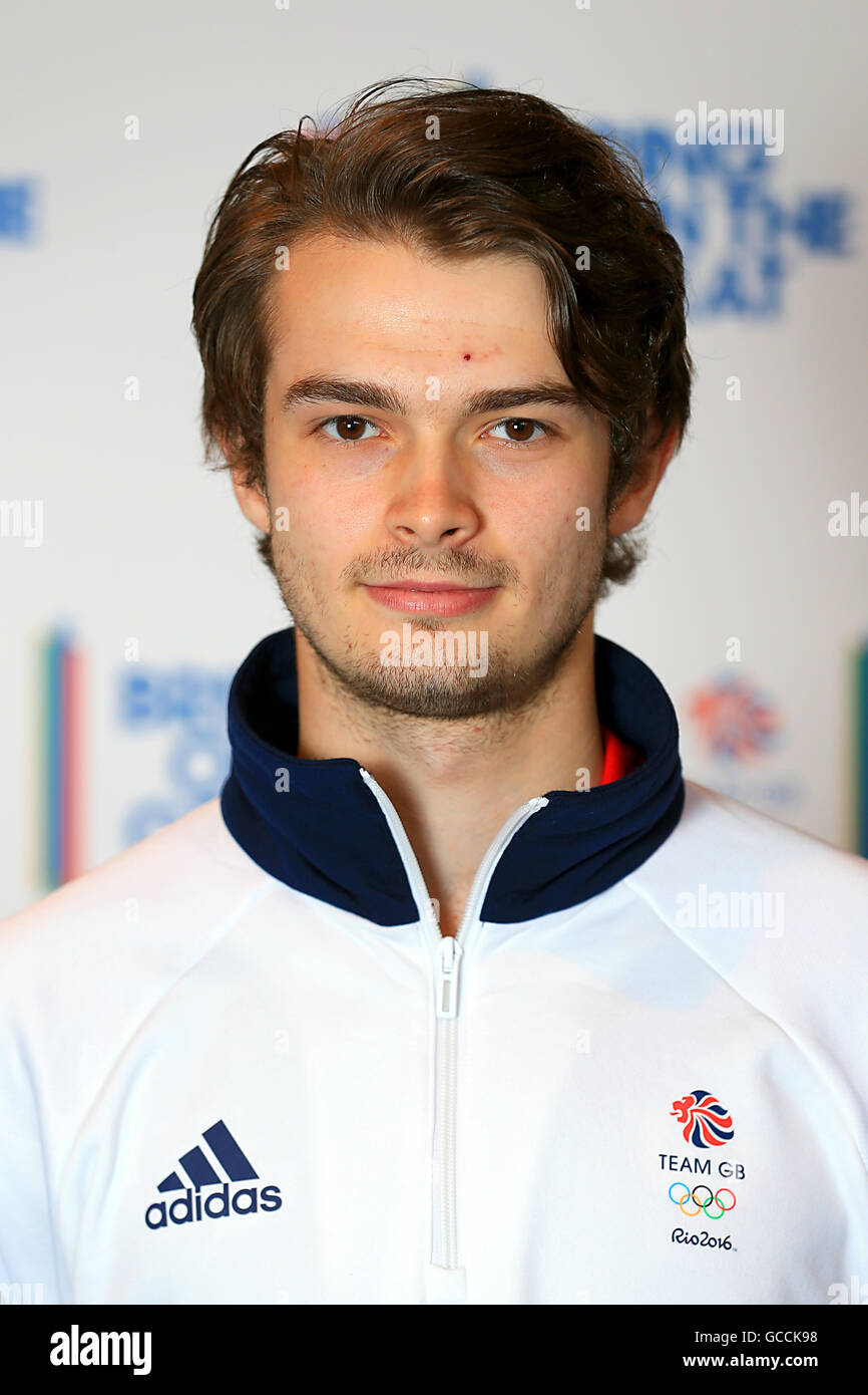 Table tennis player samuel walker hi-res stock photography and images ...