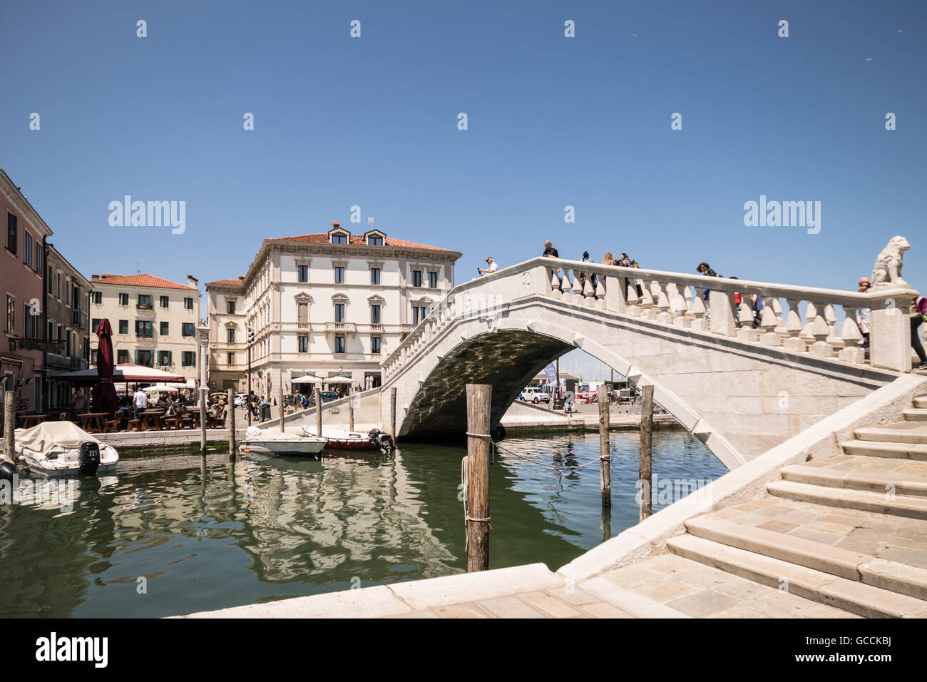 Venetian arch bridge in venice hi-res stock photography and images - Alamy