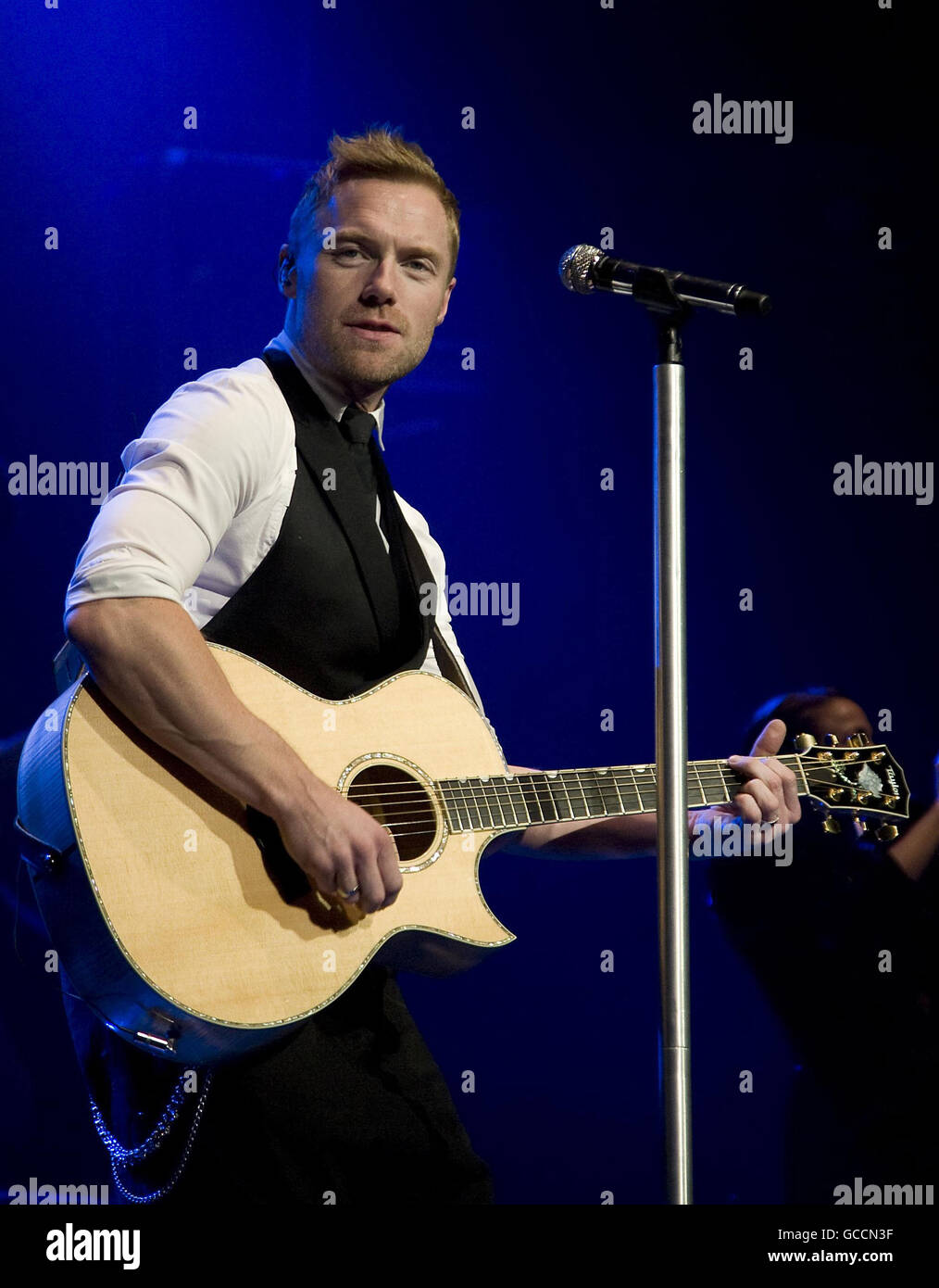 Ronan Keating in concert at the Royal Albert Hall, London Stock Photo ...