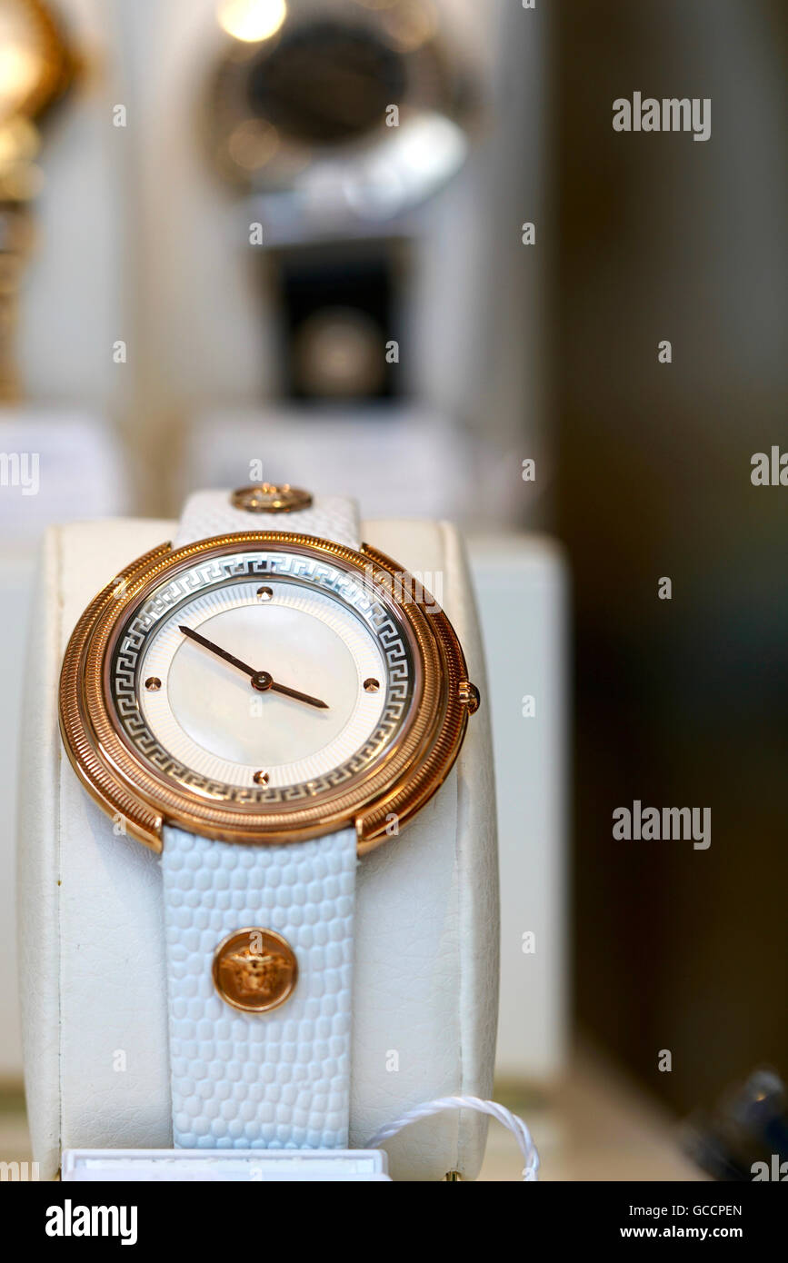 Luxury watch hi-res stock photography and images - Alamy