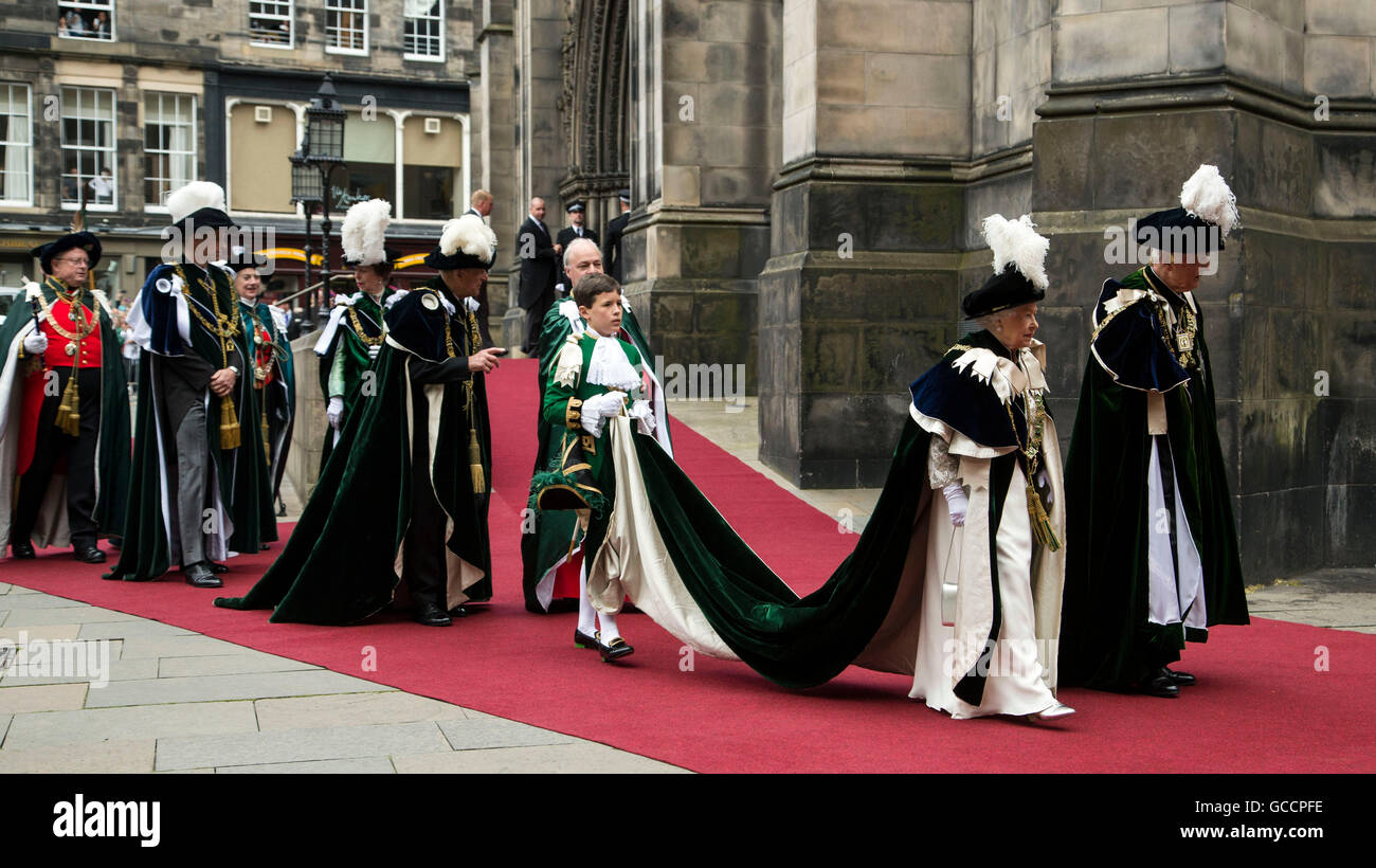 The Duke of Cambridge, known as the Earl of Strathearn while in ...