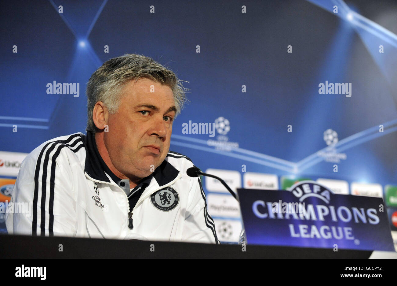 Soccer - UEFA Champions League - Round of 16 - Second Leg - Chelsea v ...