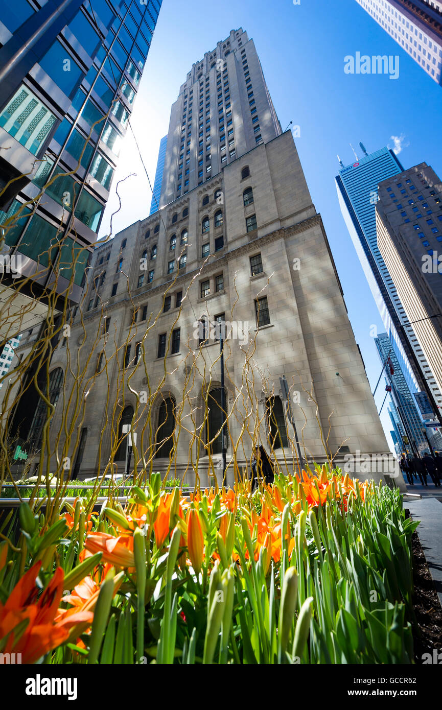 Toronto business district hi-res stock photography and images - Alamy