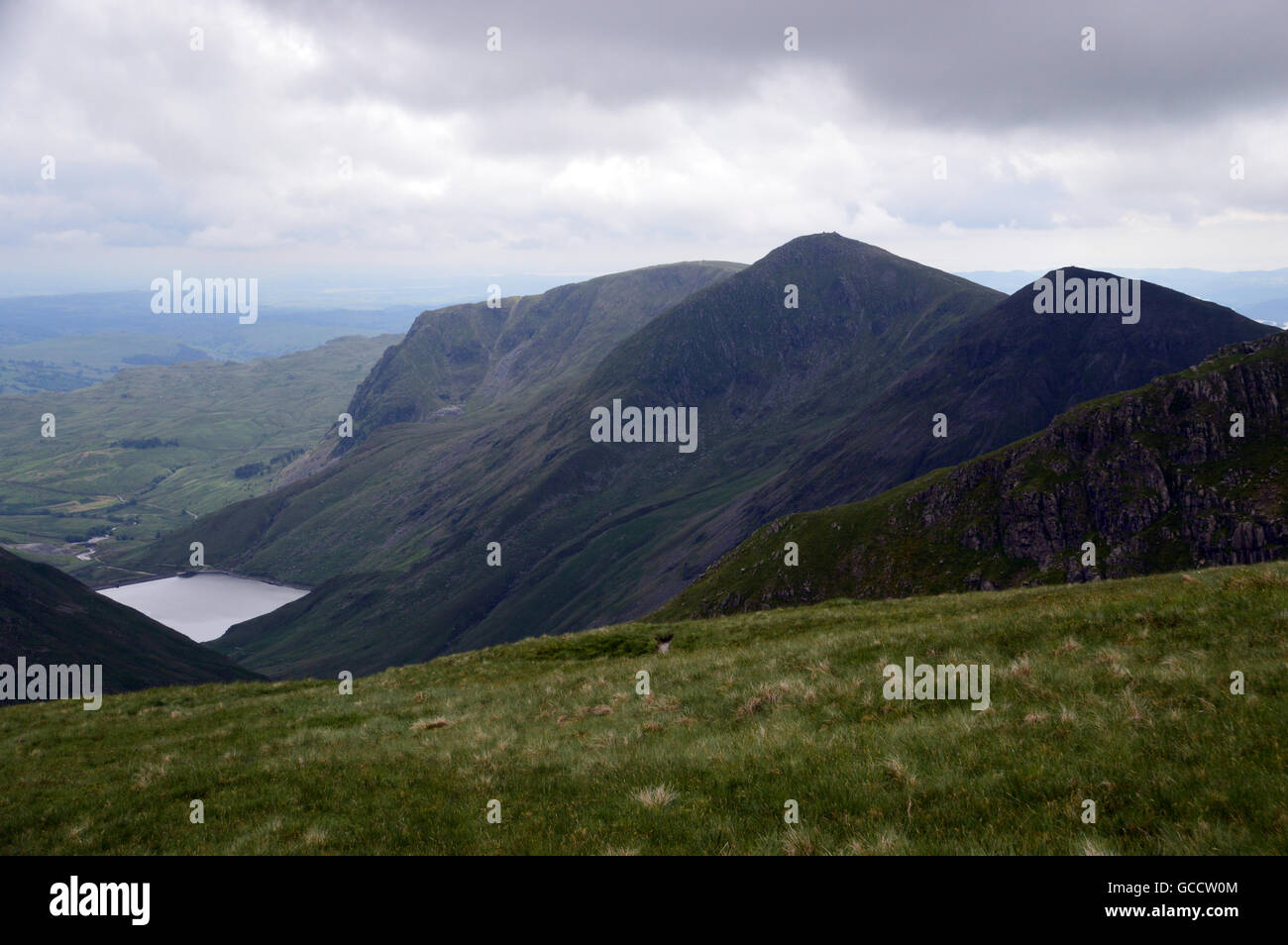 The Wainwrights York, Ill Bell & Froswick with the Kentmere Reservoir ...