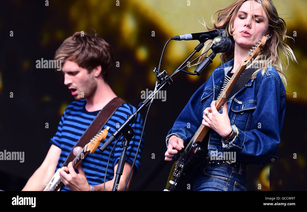 Ellie rowsell wolf alice performing british summer time festival hi-res ...